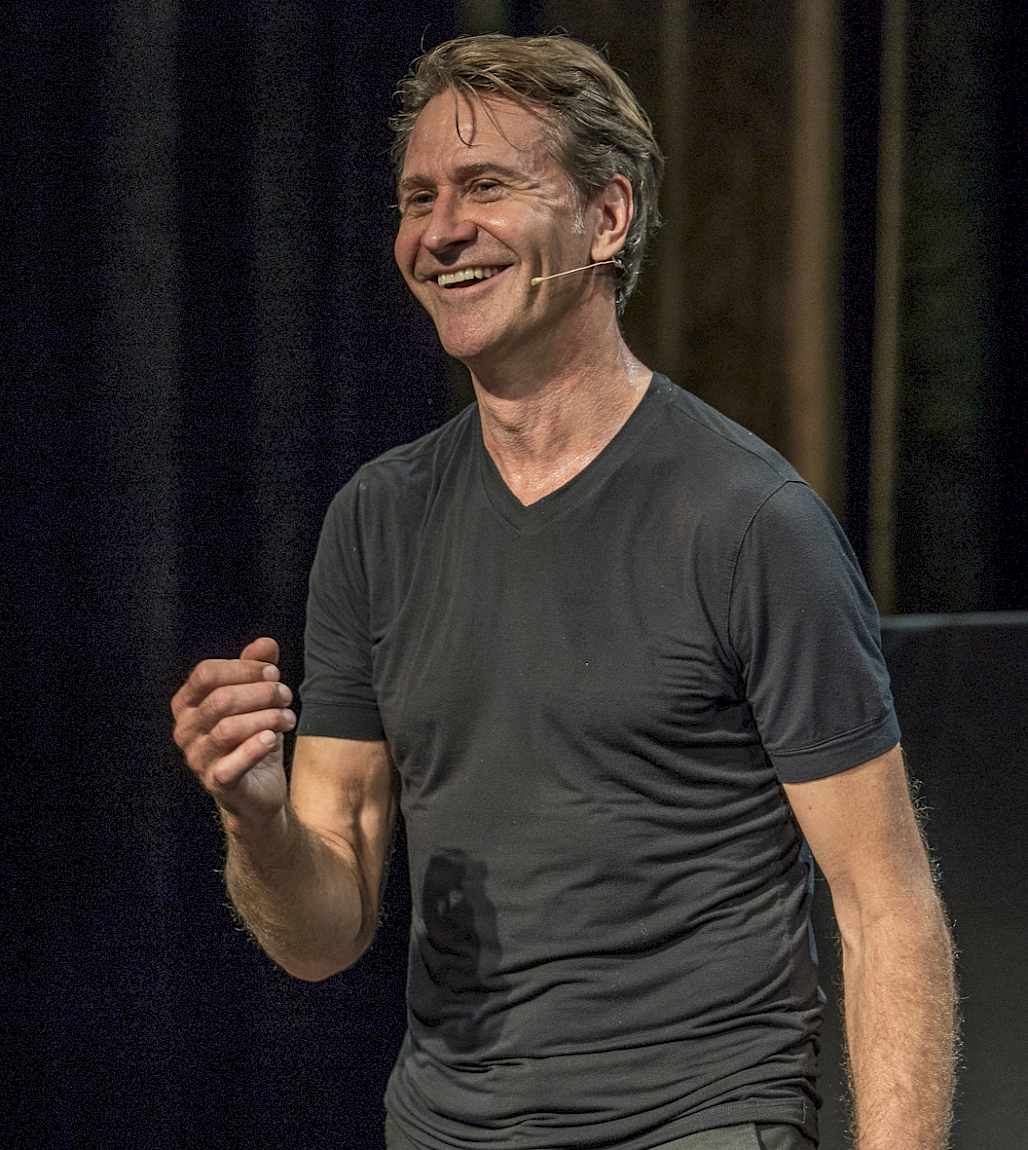 Home - Bernhard Theater Zürich